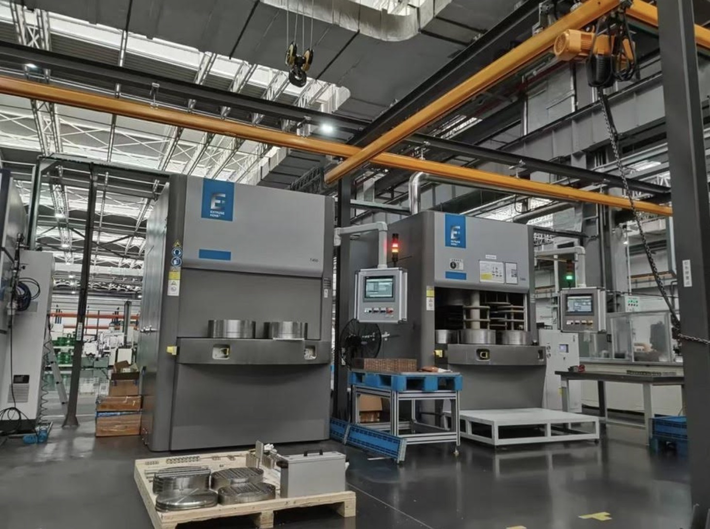Hengli Hydraulic Co.向けExtrude Honeの新しいTEMマシン3台